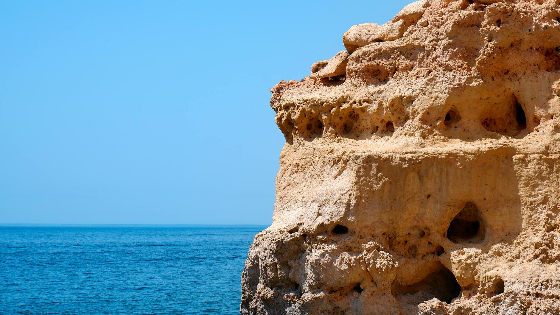 How Much Do You Need to Retire in Portugal? 2026 Guide - Arthur Browns